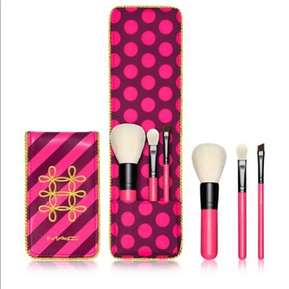 MAC Cosmetics | Makeup | Mac Brush Set | Poshmark
